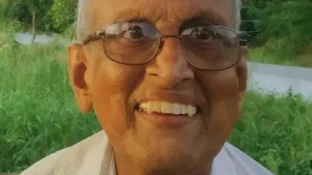 Botanist Gopalakrishna Bhat passes away - The Hindu